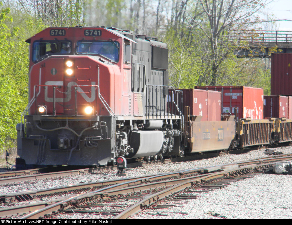 CN 5741